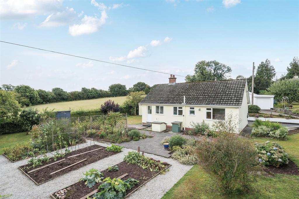 Exbourne, Okehampton 2 bed bungalow - £385,000