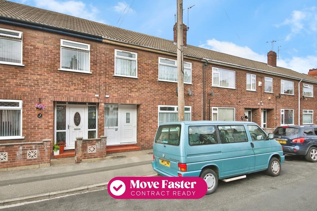 Wynburg Street, Hull, East Riding of... 3 bed terraced house - £100,000