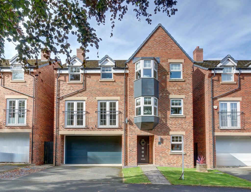 Loansdean Wood, Morpeth NE61 5 bed detached house - £590,000