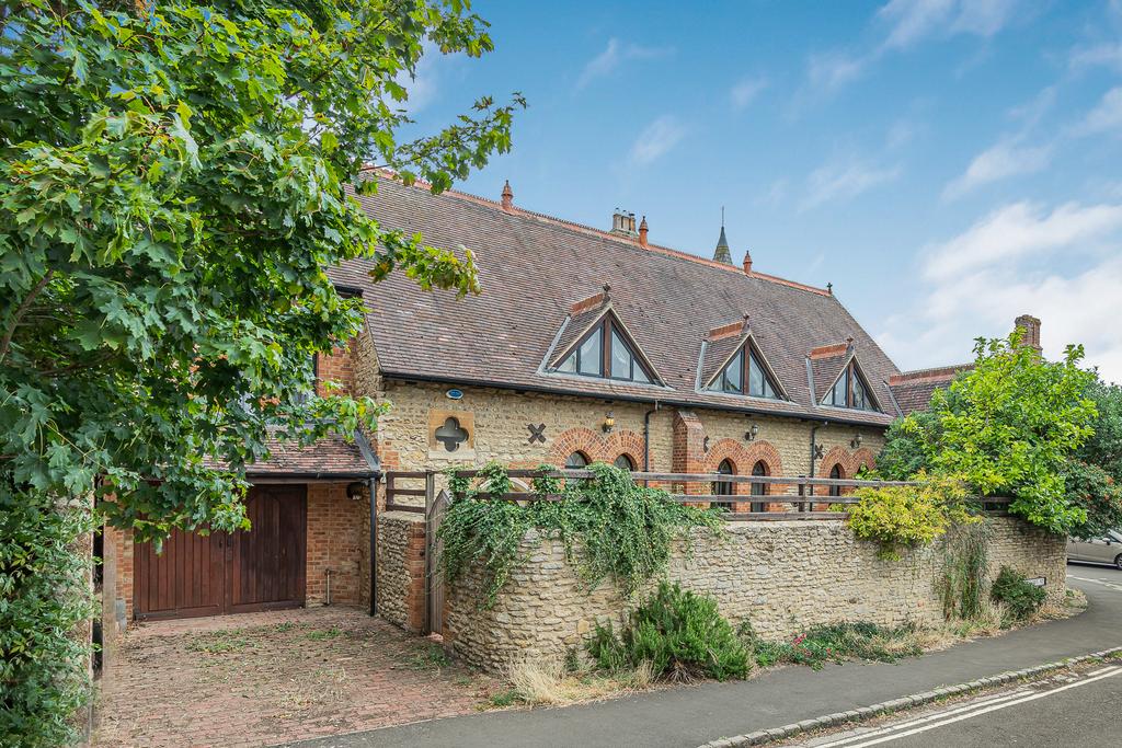 45 Mill Street, Witney OX29 5 bed detached house for sale - £1,000,000