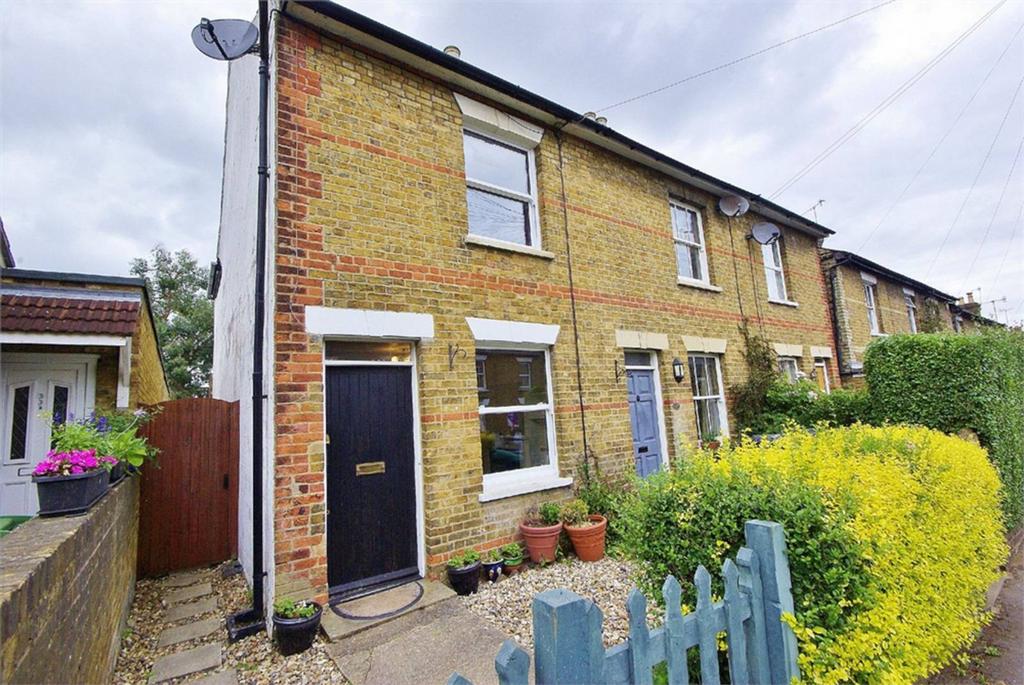 Park Road, WD23, Bushey, WD23 2 bed end of terrace house - £1,700 pcm ...