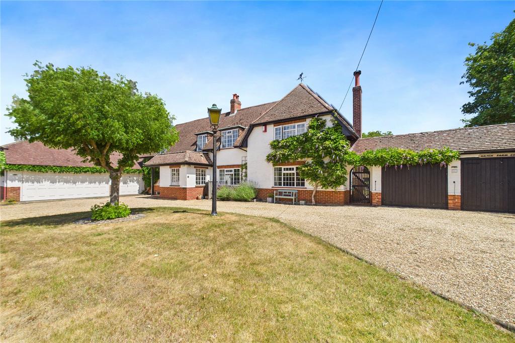 Rectory Road, Padworth Common... 4 bed detached house - £1,250,000