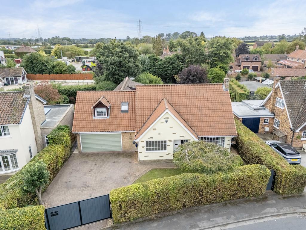 Willow Park Road, Wilberfoss 5 bed detached house for sale - £725,000