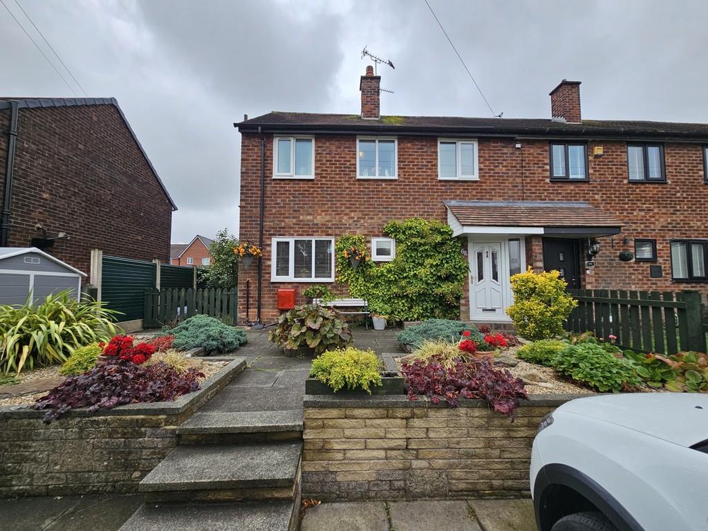 Unity Crescent, Heywood, OL10 3DW 3 bed end of terrace house - £224,000
