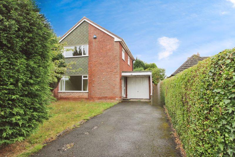 Tynings Lane, Aldridge, WS9 0AS 3 bed detached house - £300,000