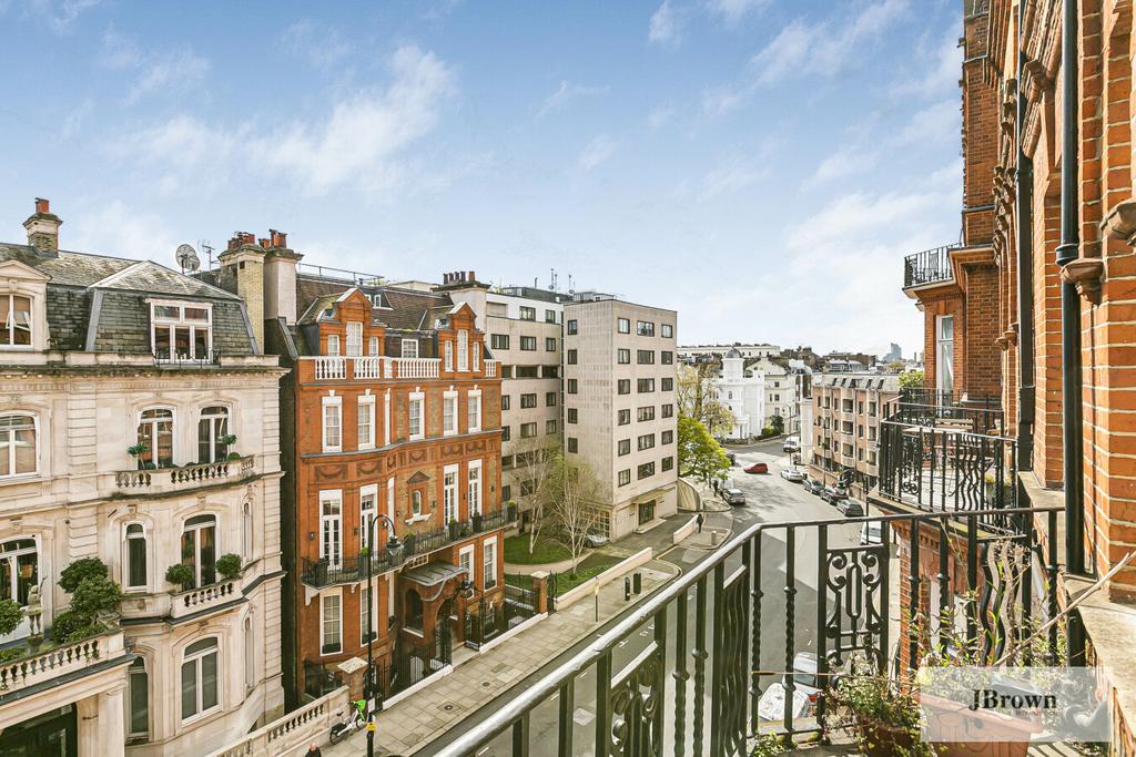 Palace Gate, London, W8 1 bed apartment - £3,250 pcm (£750 pw)