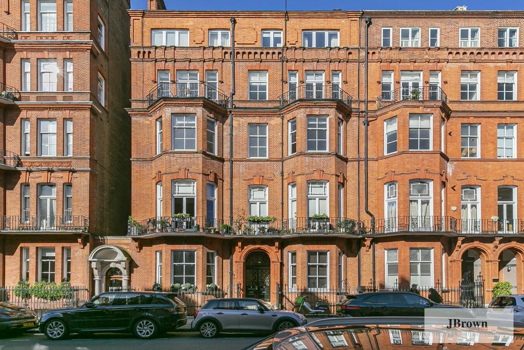 Palace Gate, London, W8 1 bed apartment - £3,250 pcm (£750 pw)