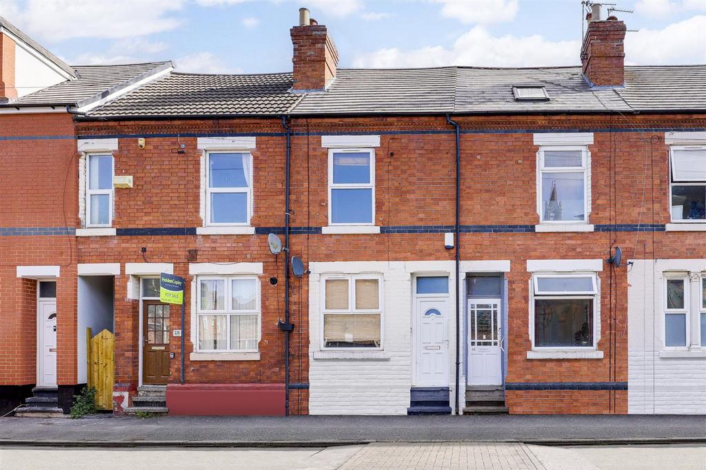 Trent Road, Nottingham NG2 2 bed terraced house - £130,000