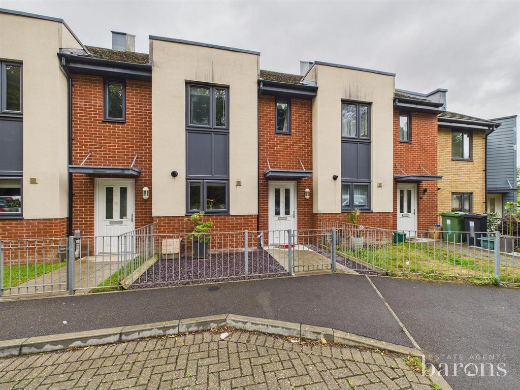 Bedstone Road, Basingstoke RG21 2 bed terraced house - £320,000