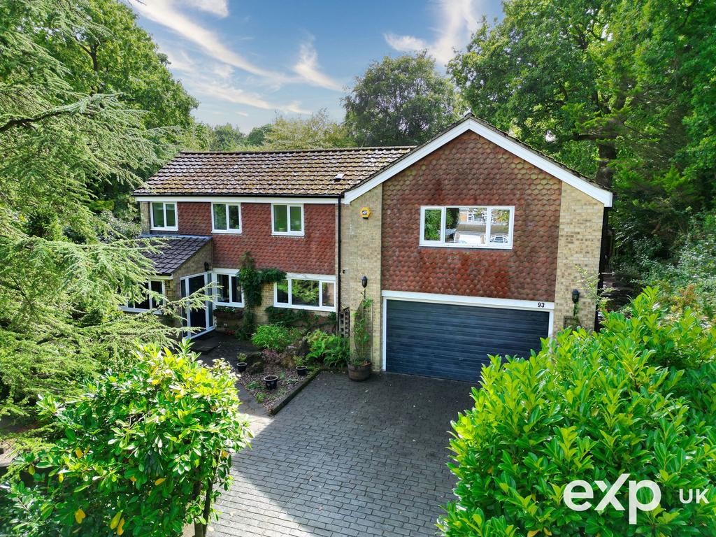 Timberbank, Meopham DA13 4 bed detached house for sale - £785,000