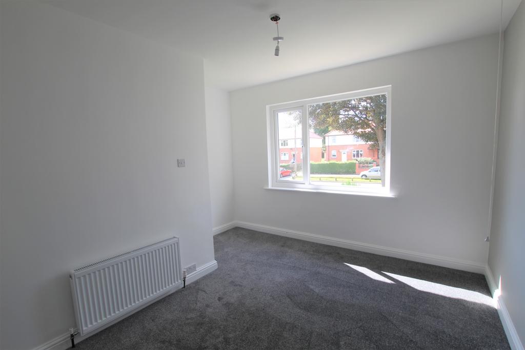 Broadway,Lupset, Wakefield, WF2 3 bed semi-detached house to rent - £ ...