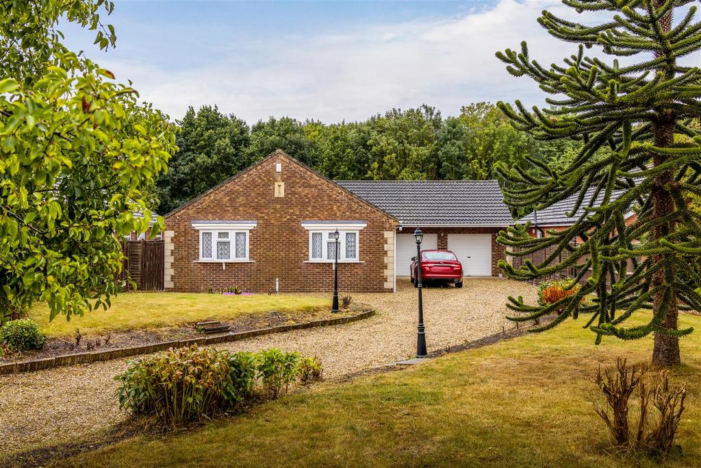 Main Road, Wrangle, Boston 3 bed detached bungalow for sale - £310,000