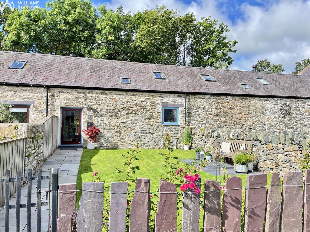 Llwyn Onn, Llanfairpwllgwyngyll, LL61 2 bed cottage - £349,950