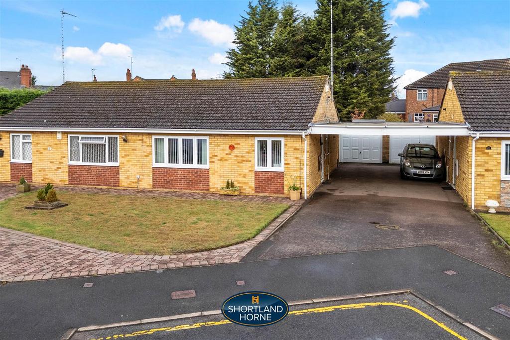 Regis Walk, Coventry CV2 2 bed semi-detached bungalow for sale - £245,000