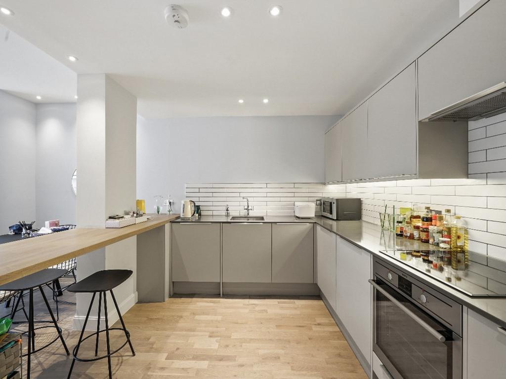 Russell Square, London, WC1B 2 bed apartment to rent - £4,500 pcm (£ ...