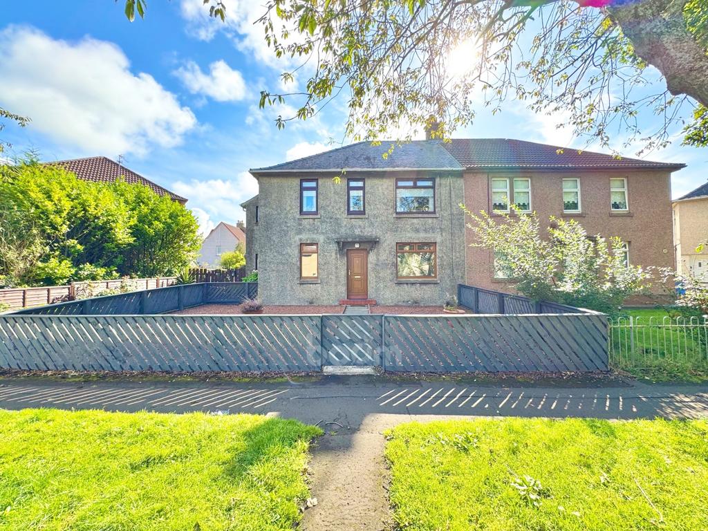 70 Clark Drive, Irvine 2 bed ground floor flat for sale - £79,995