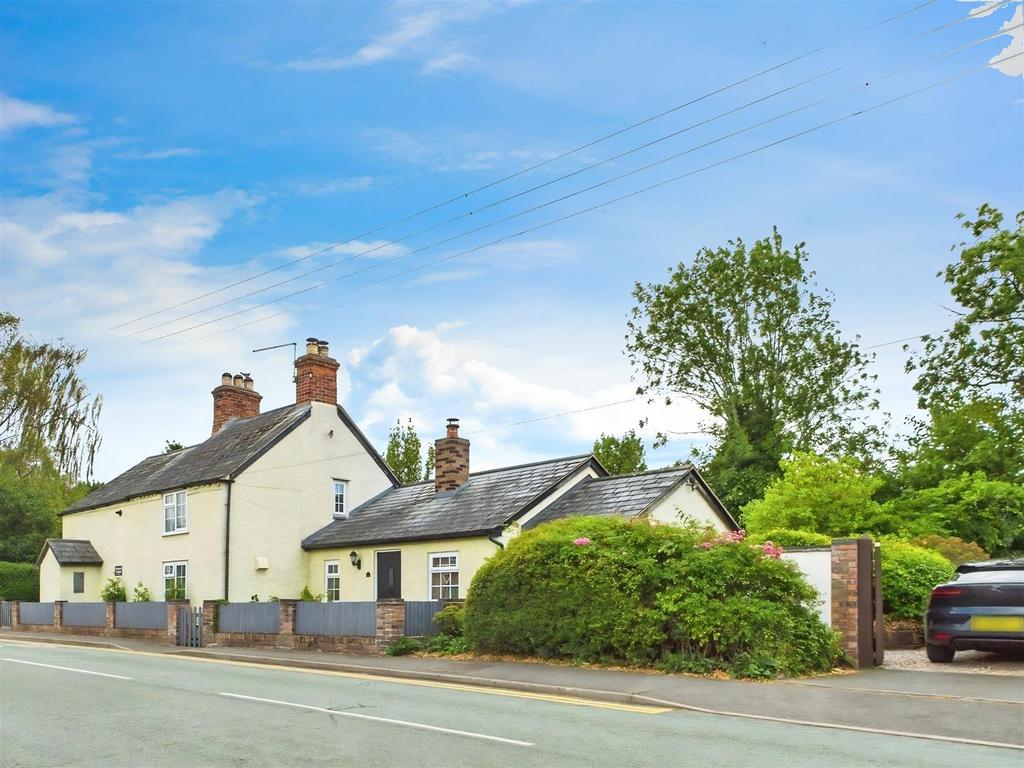 Lythwood Road, Bayston Hill, Shrewsbury 3 bed detached house - £475,000
