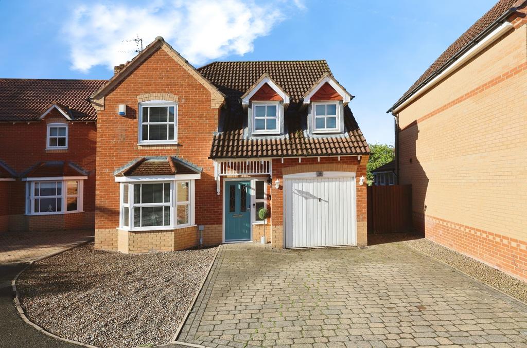 Van Mildert Close, Bishop Auckland 4 bed detached house for sale - £300,000
