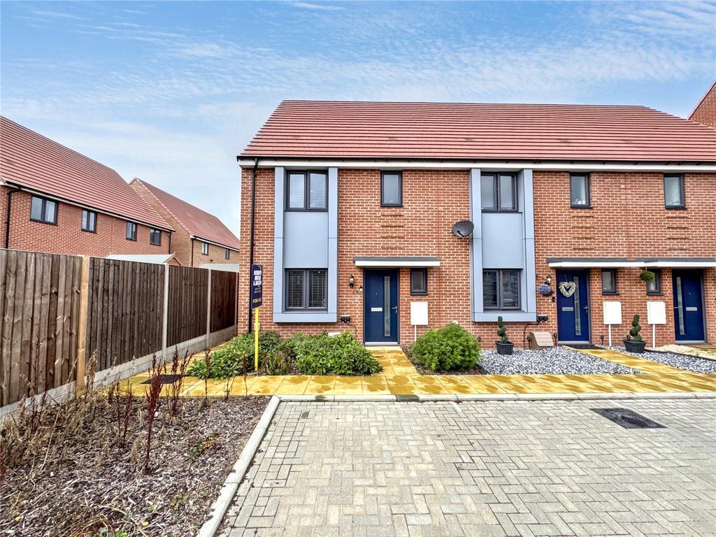 Eastwood Chase, Rainham, Gillingham... 3 bed end of terrace house for ...