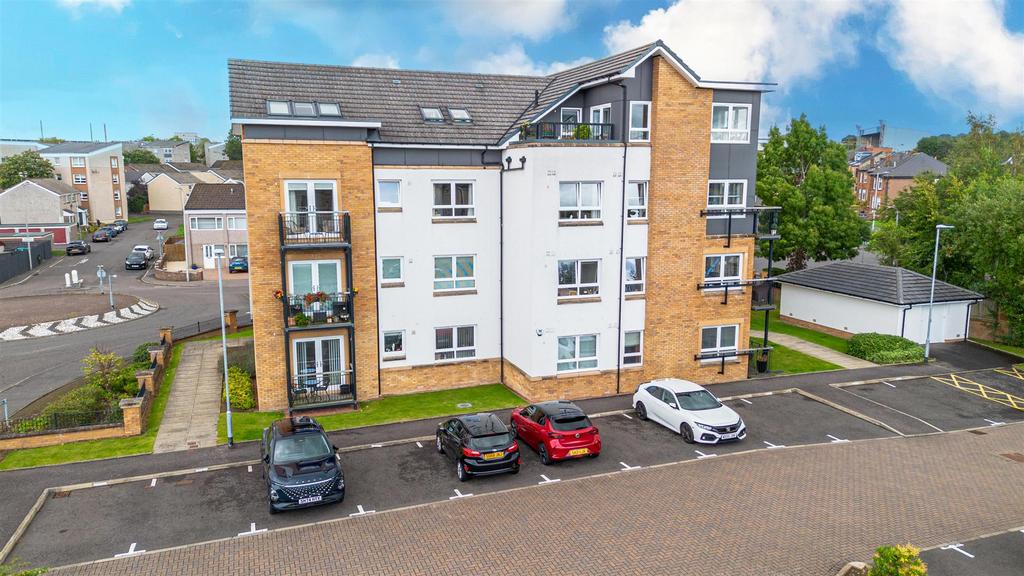 Latimer Court, Motherwell 2 bed flat for sale - £155,000