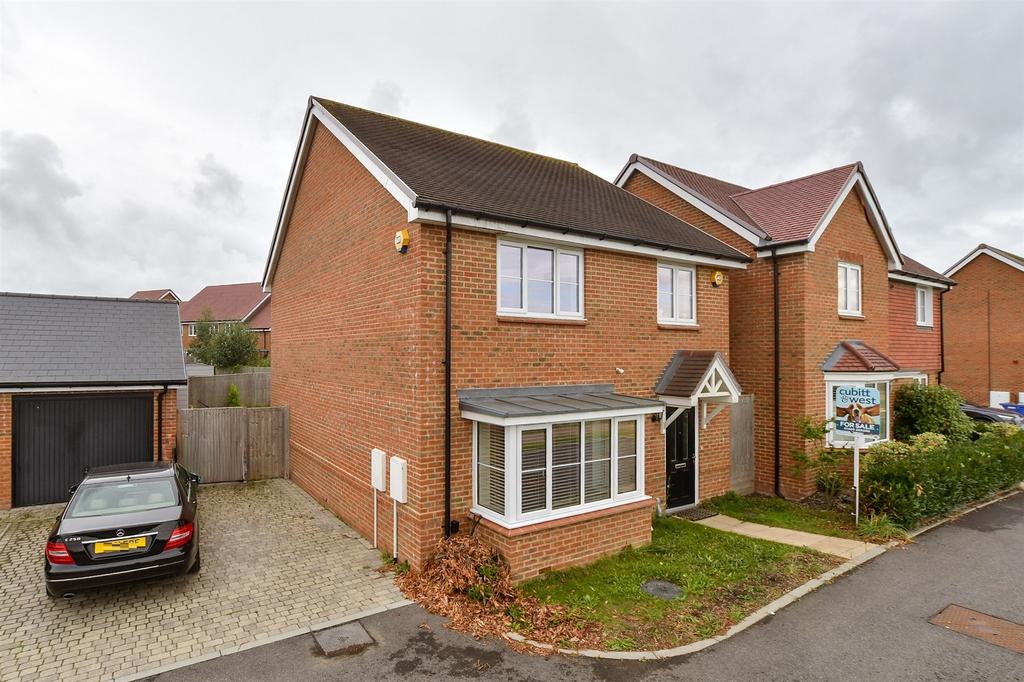 Brewers Way, Faygate RH12 4 bed detached house for sale - £380,000