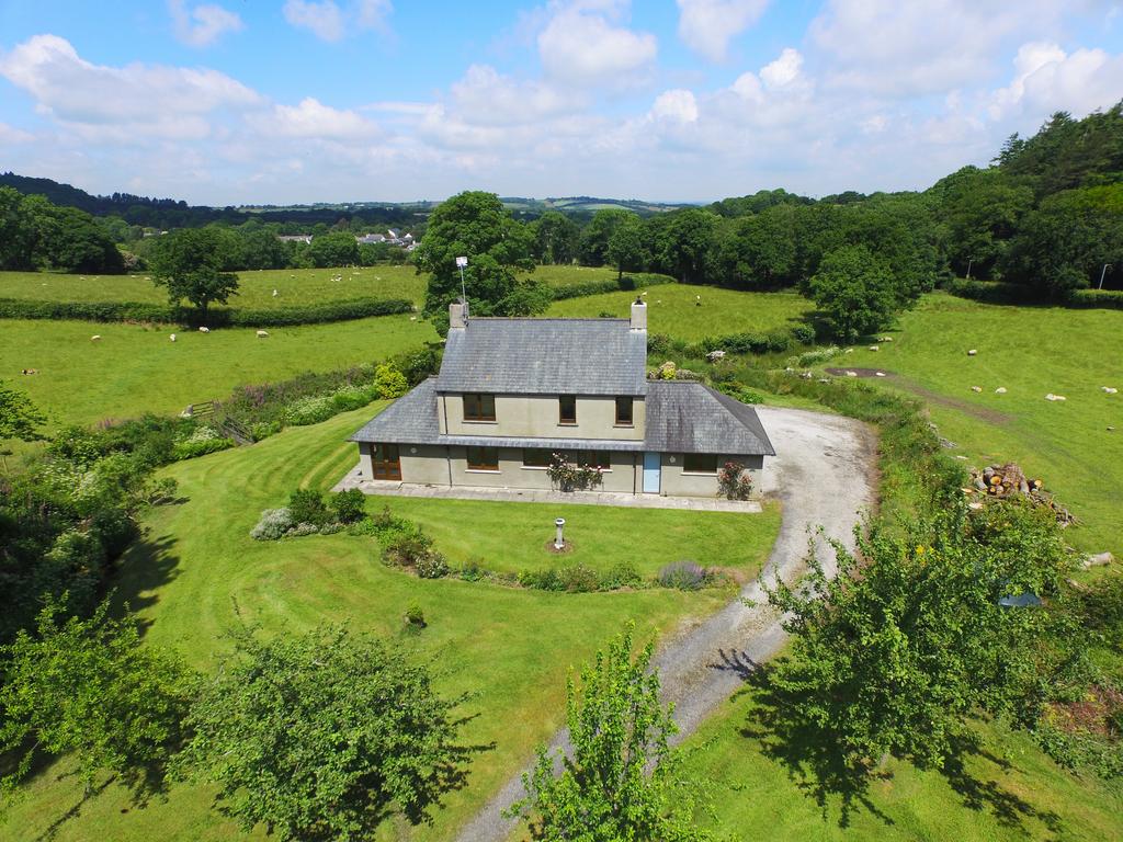 Sticklepath, Okehampton, Devon, EX20 5 bed detached house - £1,650 pcm ...