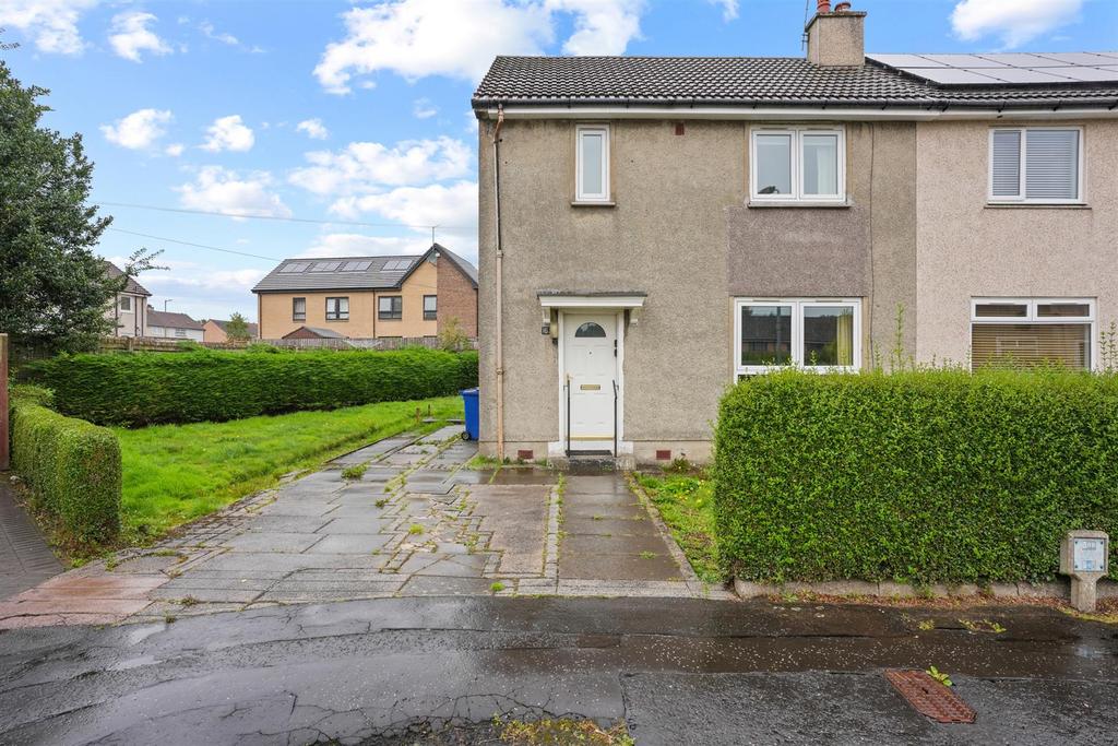 Mull Avenue, Paisley 3 bed semi-detached house - £129,000