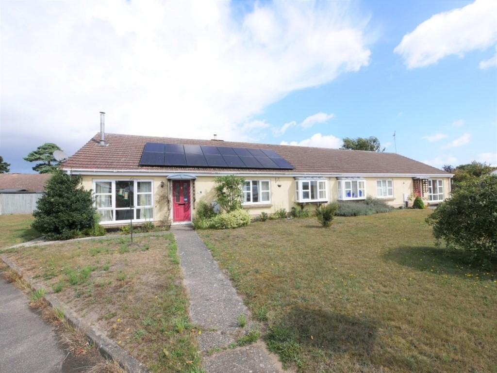 Chequer Field, Sutton Heath, Woodbridge 3 bed semi-detached bungalow ...