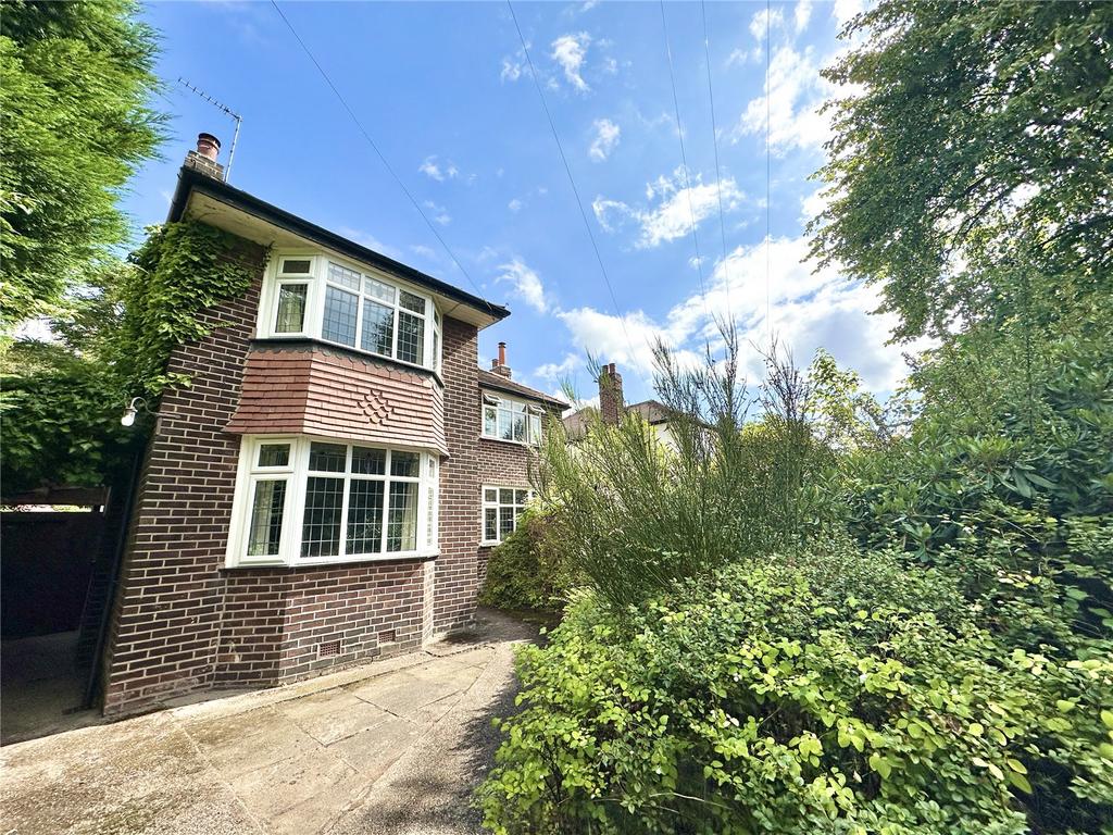 Framingham Road, Trafford M33 4 bed detached house for sale - £850,000