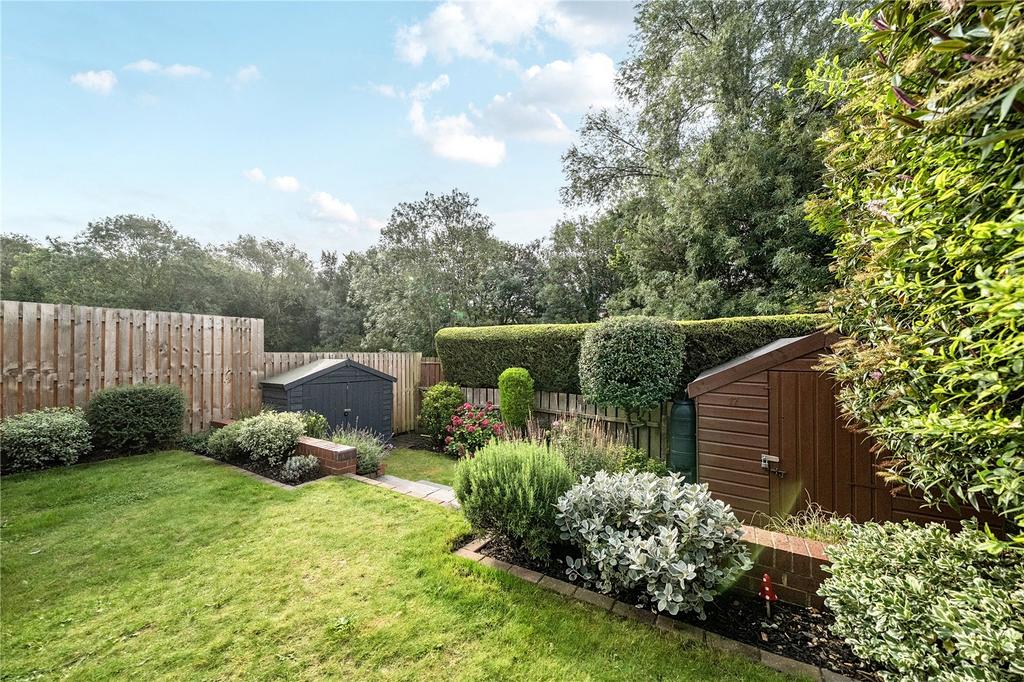 Oast House Croft, Robin Hood... 3 bed semi-detached house for sale - £ ...