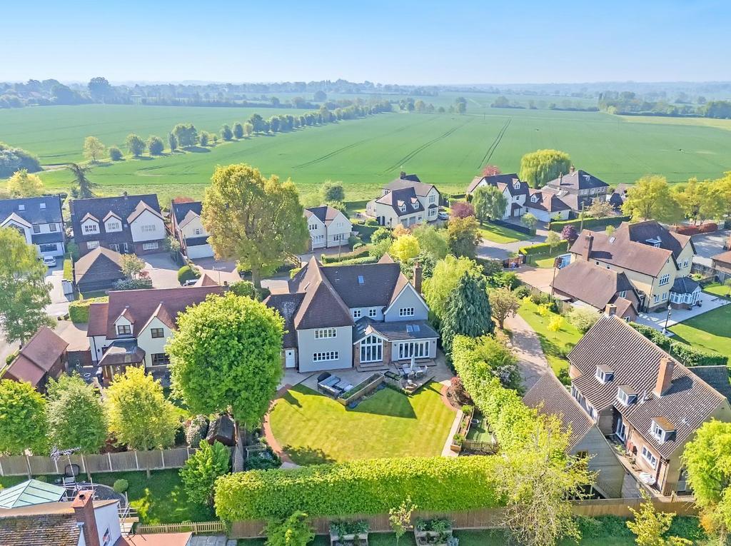 Mill Road, Felsted, Dunmow 6 bed detached house for sale - £1,700,000