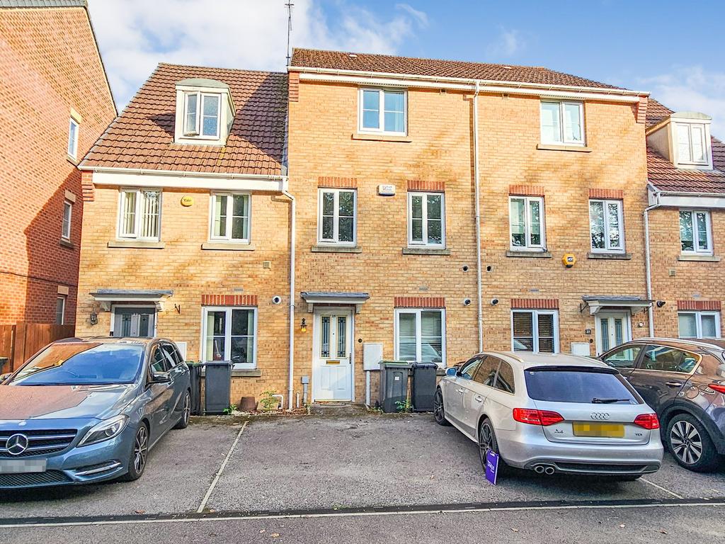 Oakland Way, Nottingham, NG8 4 bed terraced house - £227,000