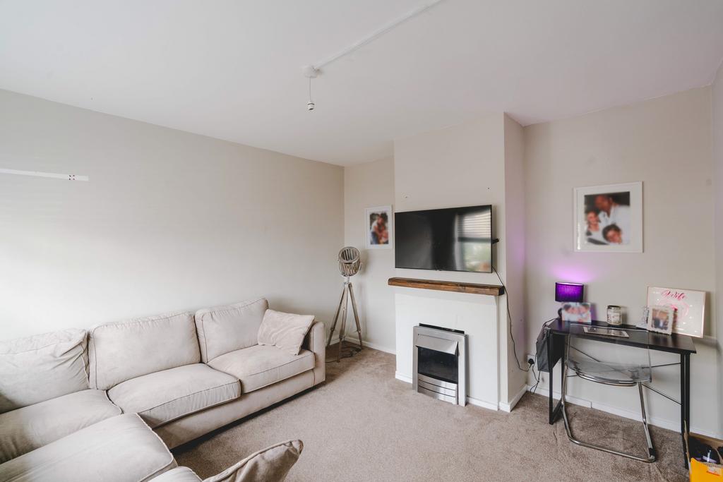 Hartcliffe, Bristol BS13 3 bed terraced house for sale - £270,000