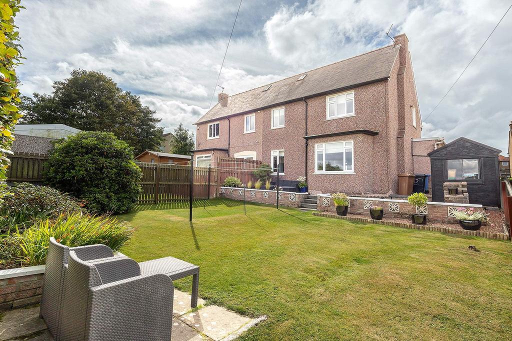 Hadrian Way, Bo'ness EH51 3 bed semi-detached house for sale - £205,000