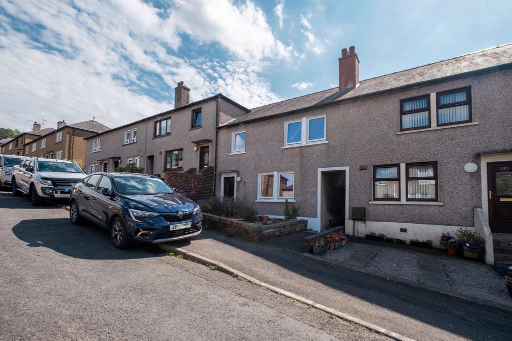 Rosebank Crescent, Lockerbie DG11 3 bed terraced house - £95,000