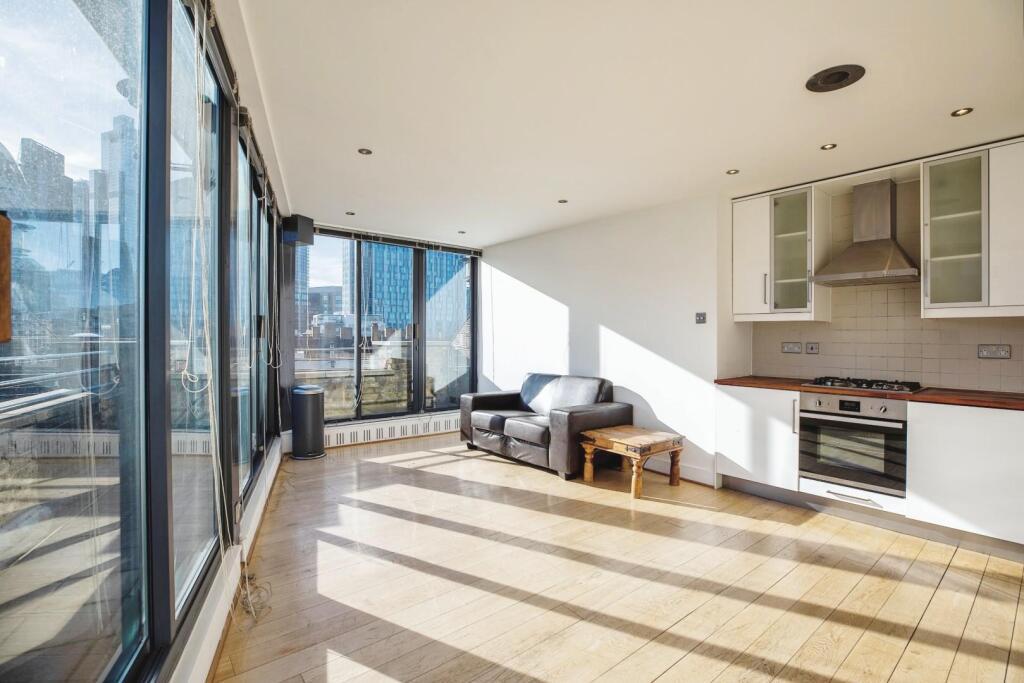 Thrawl Street, London, E1 1 bed apartment to rent - £3,000 pcm (£692 pw)