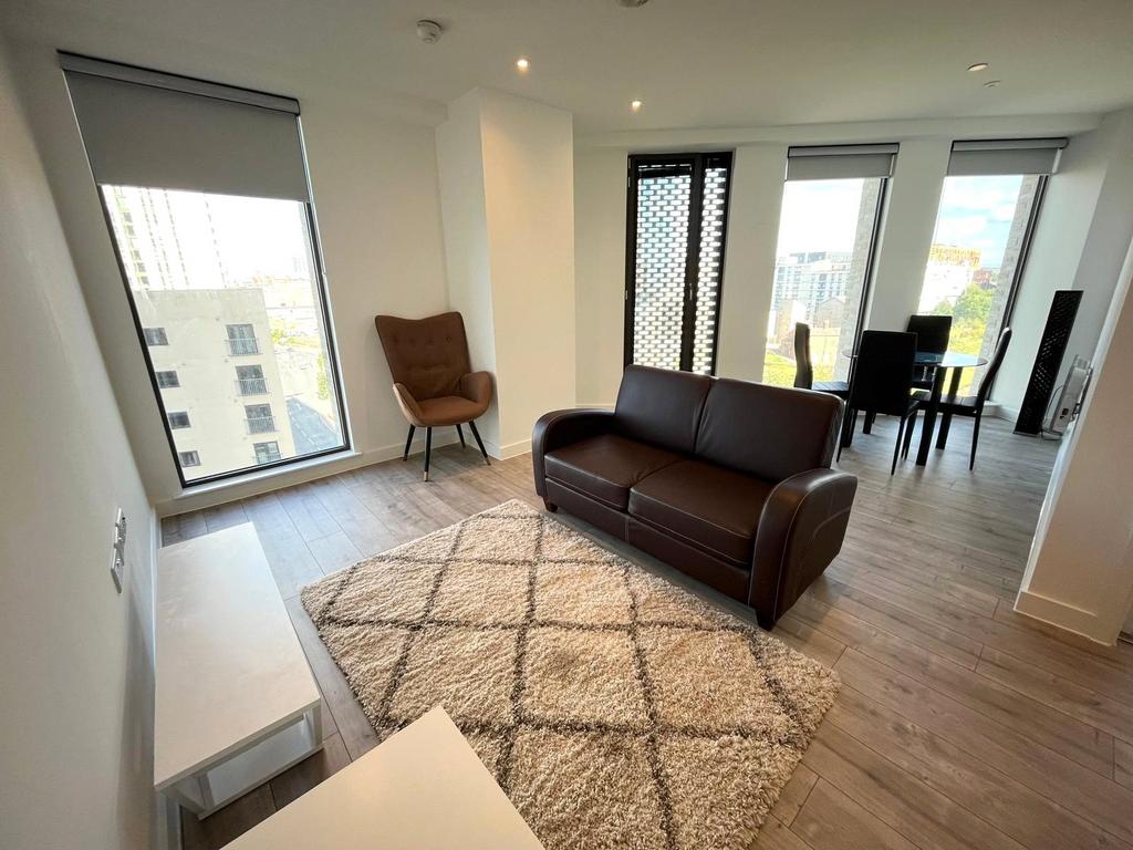 Victoria House, Manchester M4 2 bed apartment - £1,650 pcm (£381 pw)