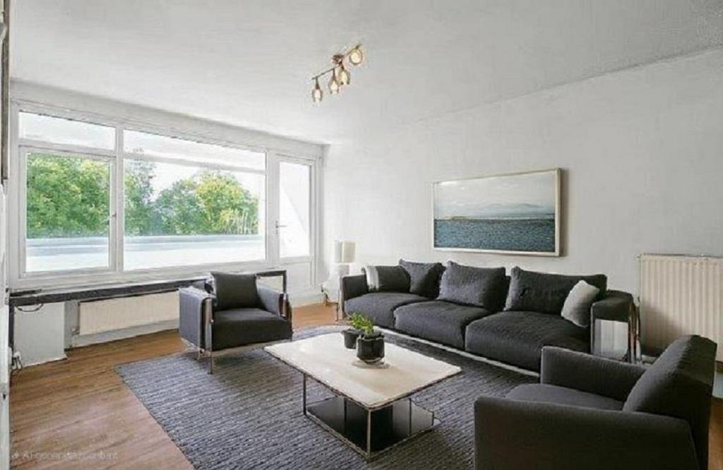 Tangley Grove, SW15 2 bed flat for sale - £250,000