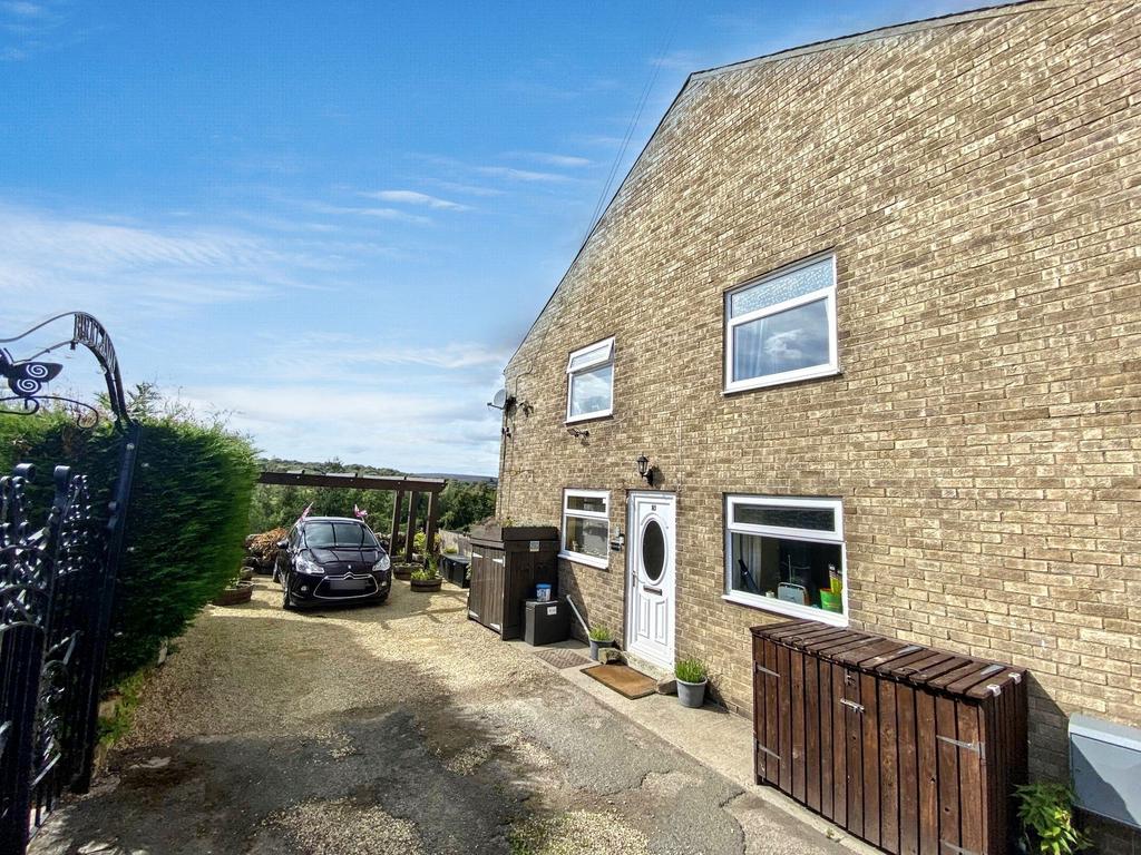 Davison Square, Castleside, Consett... 2 bed end of terrace house - £ ...