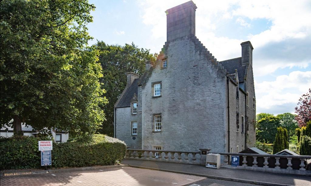 Pilrig House Close, Edinburgh, EH6 2 bed flat - £1,600 pcm (£369 pw)