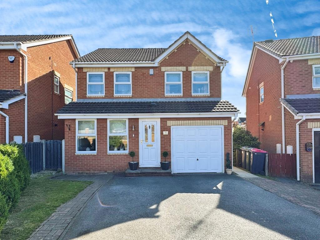 Roddis Close, Sheffield S25 4 bed detached house - £300,000