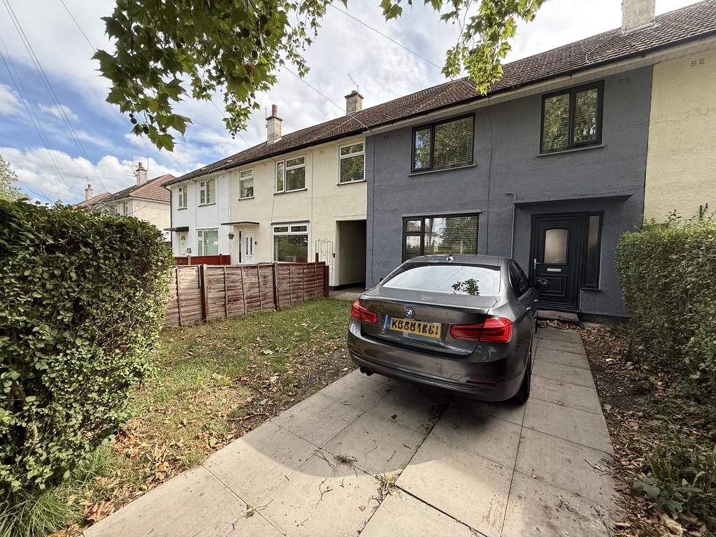 Plane Tree Drive, Crewe 3 bed mews - £950 pcm (£219 pw)