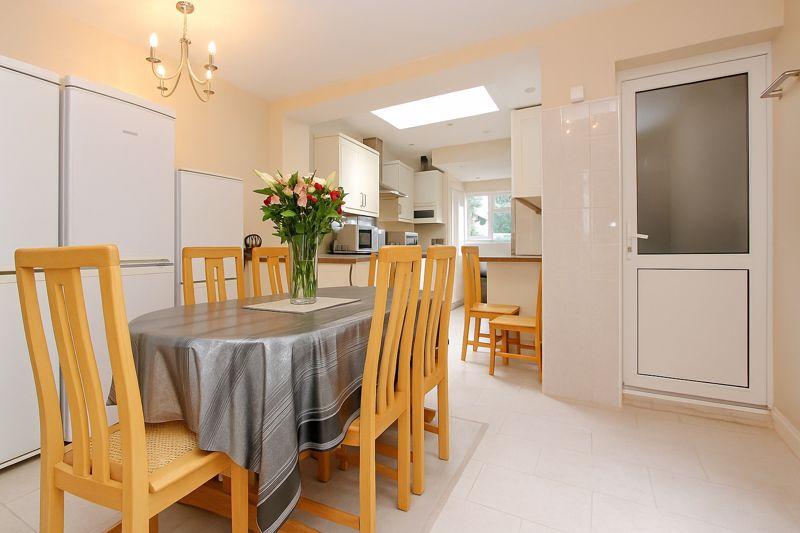 White Hart Lane, Wood Green/Tottenham... 5 bed house to rent - £2,950 ...