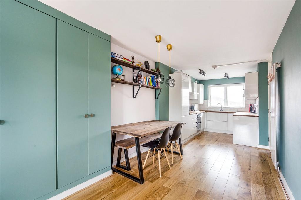 Mabley Street, Hackney E9 2 bed apartment to rent - £2,500 pcm (£577 pw)