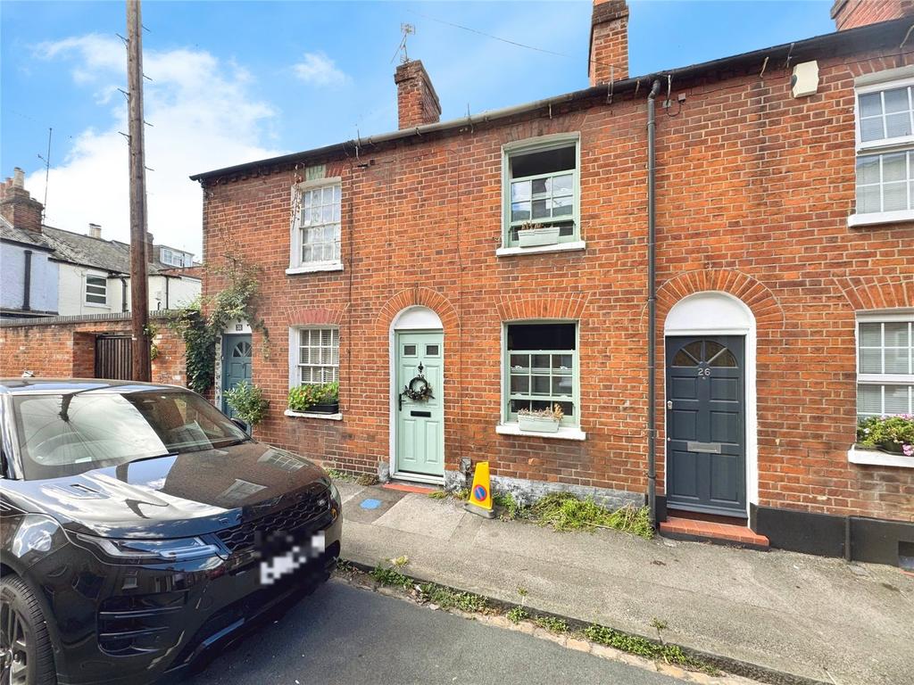 St Johns Hill, Berkshire RG1 2 bed terraced house to rent - £1,450 pcm (£335 pw)