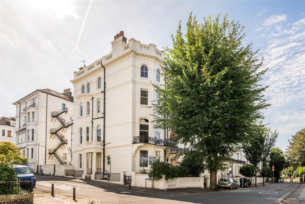 Denmark Terrace, Brighton 2 bed apartment for sale - £450,000