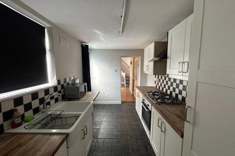Houses to rent in Wolverhampton | OnTheMarket