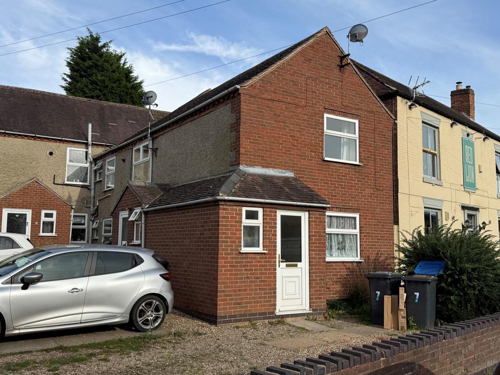 Newbold Road, Barlestone 2 bed flat - £700 pcm (£162 pw)