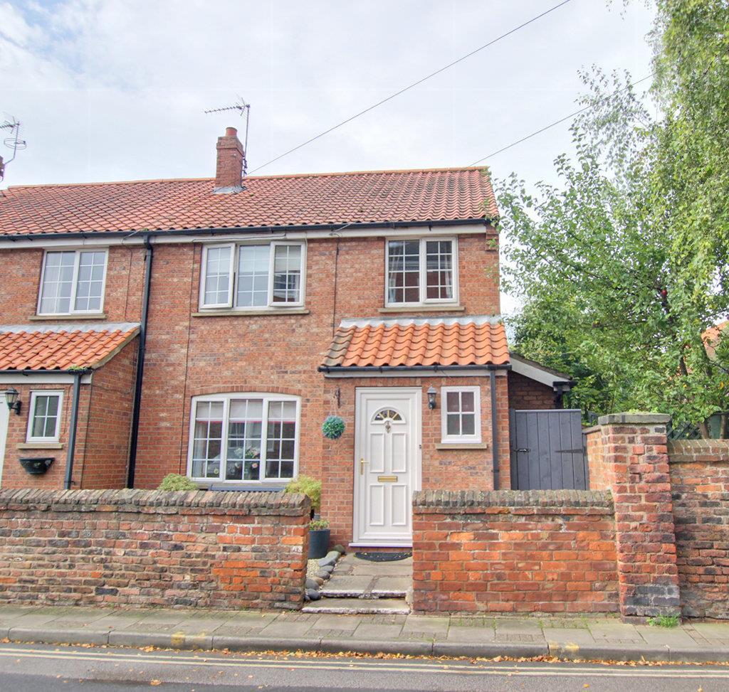 Walkergate, Beverley 4 bed house - £1,400 pcm (£323 pw)