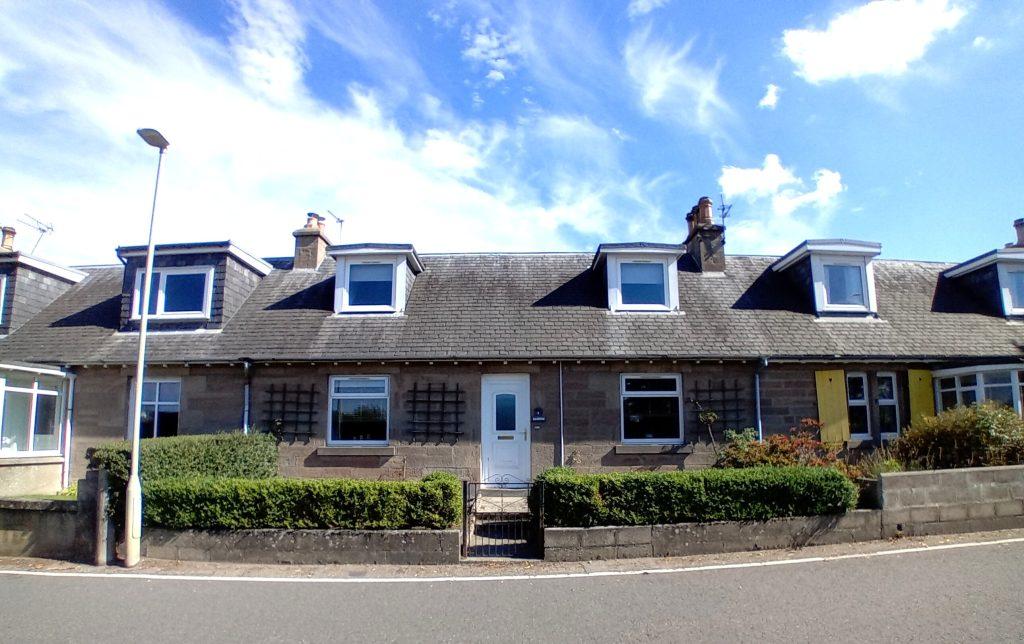 2 Howden Cottages, Balblair Road... 3 bed terraced house for sale - £ ...